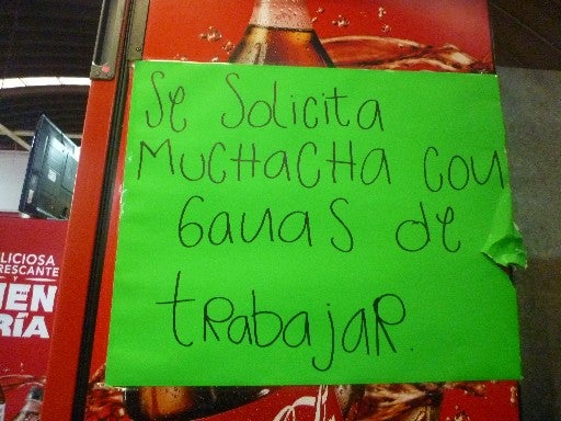 "Se solicita empleada presentable" | A partir de los 50